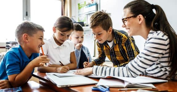 Engage Students in Your Elementary Spanish Class | Sonrisas